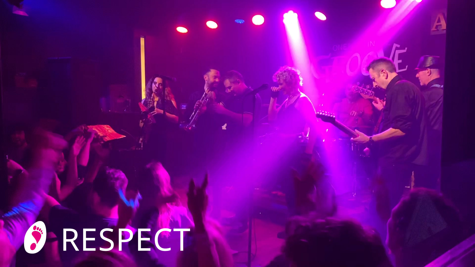 Set List – One Foot In The Groove